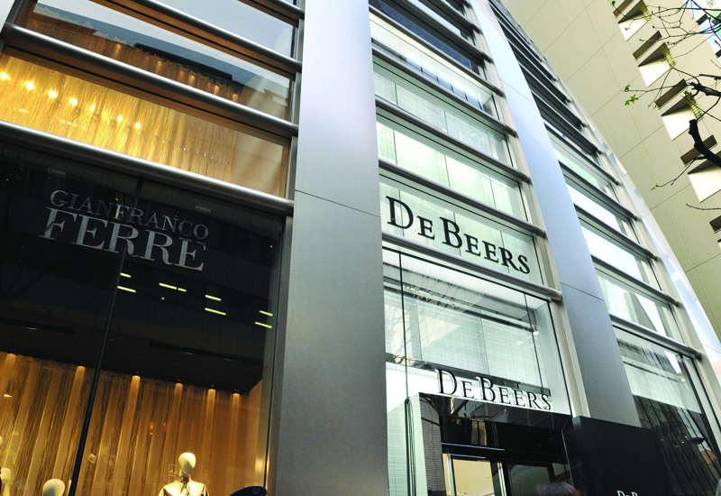 De Beers aims to underpin consumer confidence with first blockchain ...