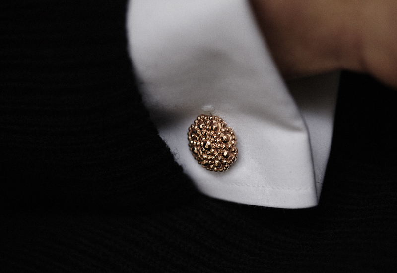 Alice Made This recreates 18C buttons as cufflinks