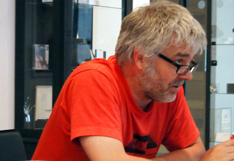 Seven disgruntled members join forces to win control of Gem-A board