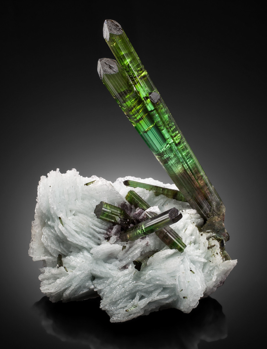 IN PICS: King of Tourmalines to auction 400 artistic specimens