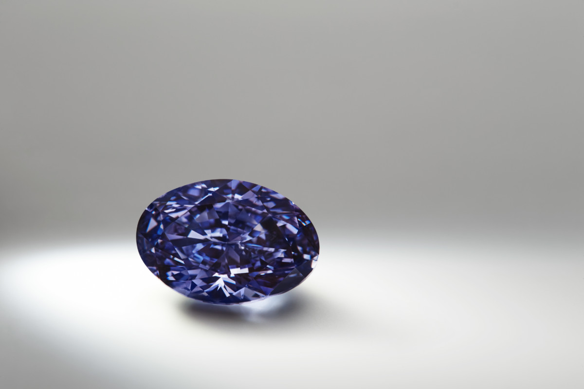 Rio Tinto reveals largest violet diamond from Argyle mine