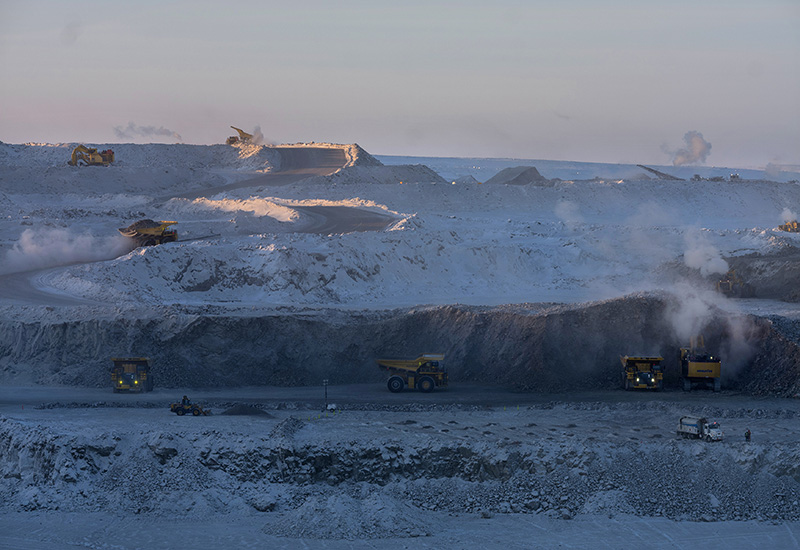 De Beers starts digging at world’s largest new diamond mine
