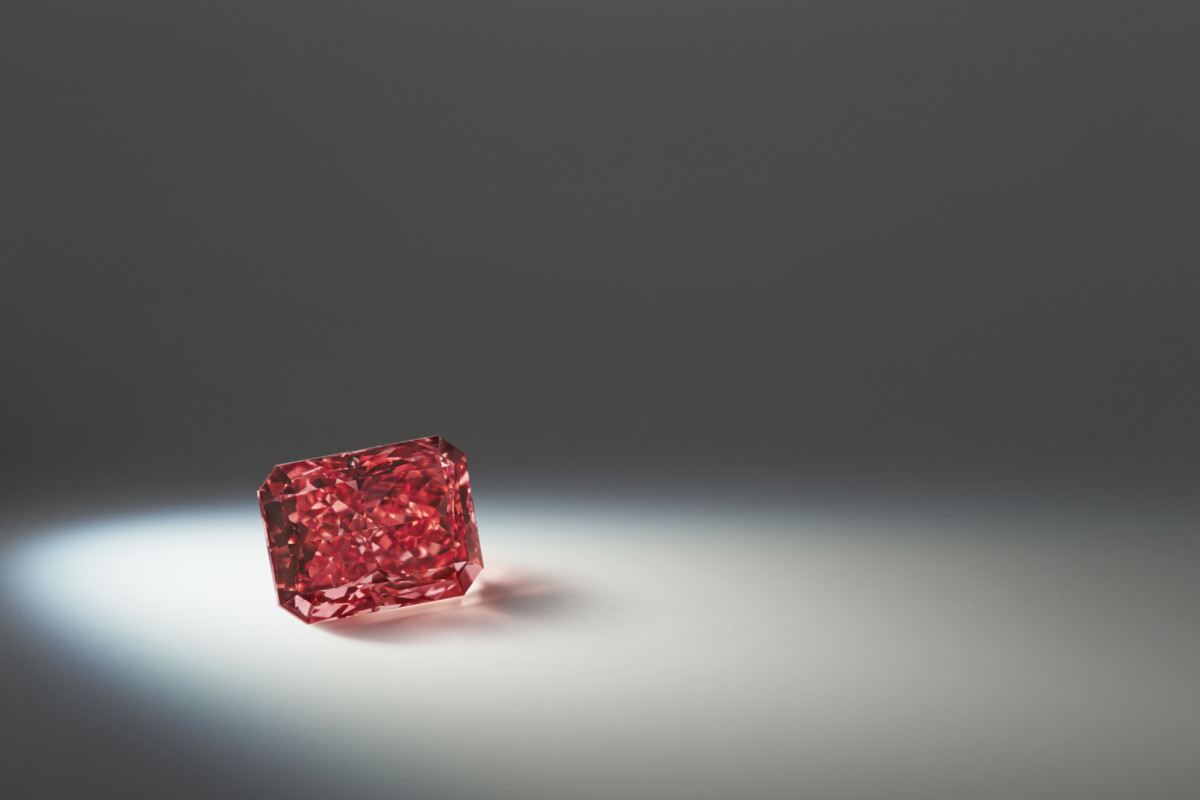 Rio Tinto unveils its largest ever red diamond