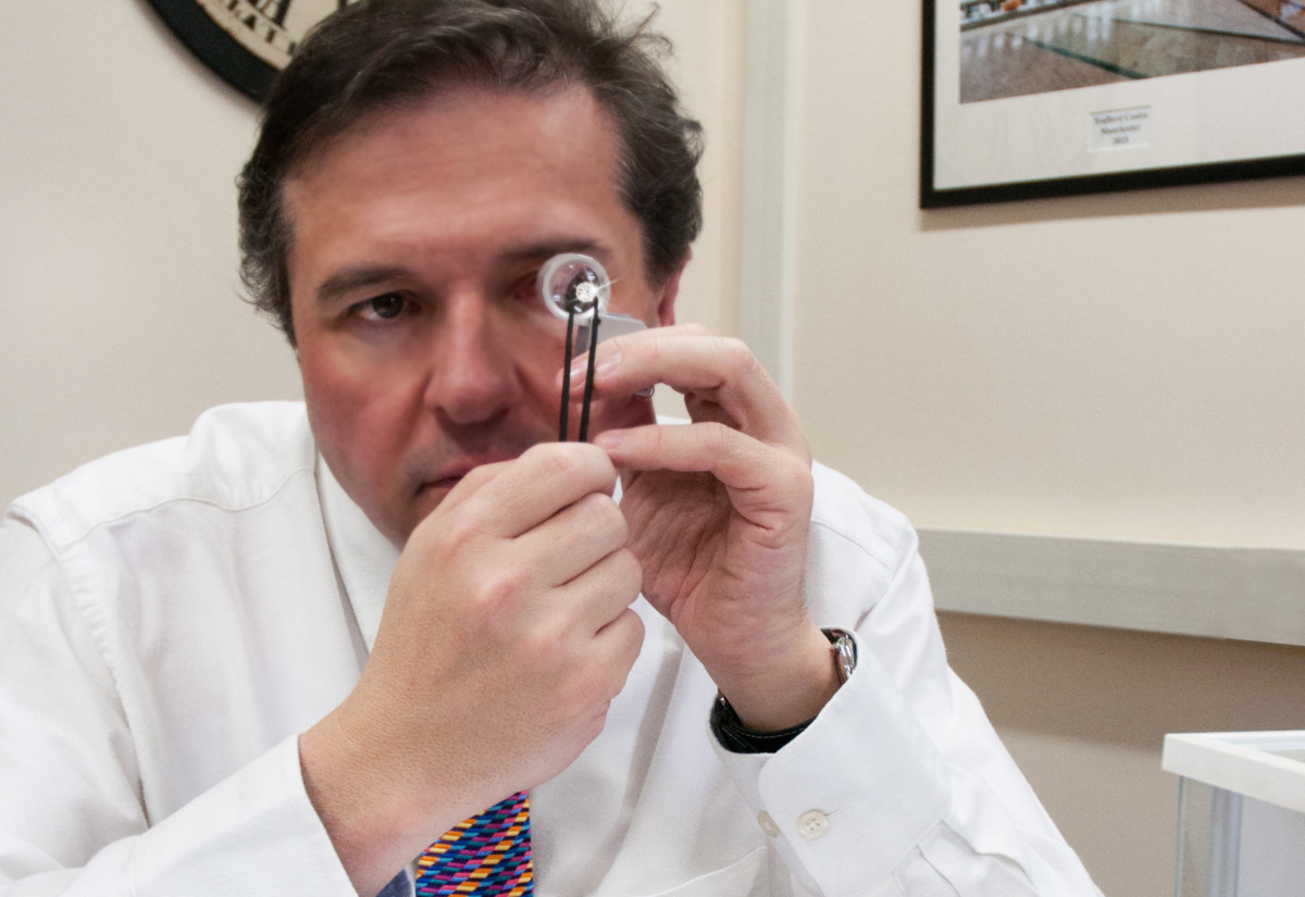 First UK jeweller receives World Diamond Mark accreditation