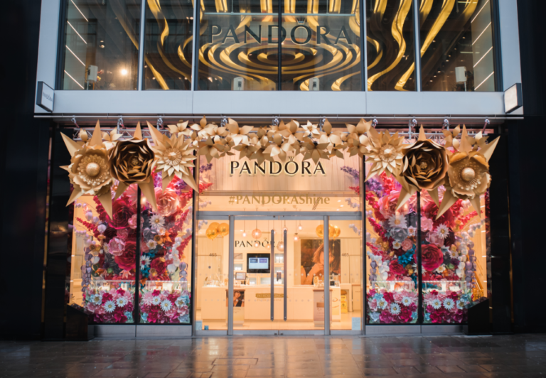 Pandora dresses flagship with 3,000 paper flowers as it blooms into SS18
