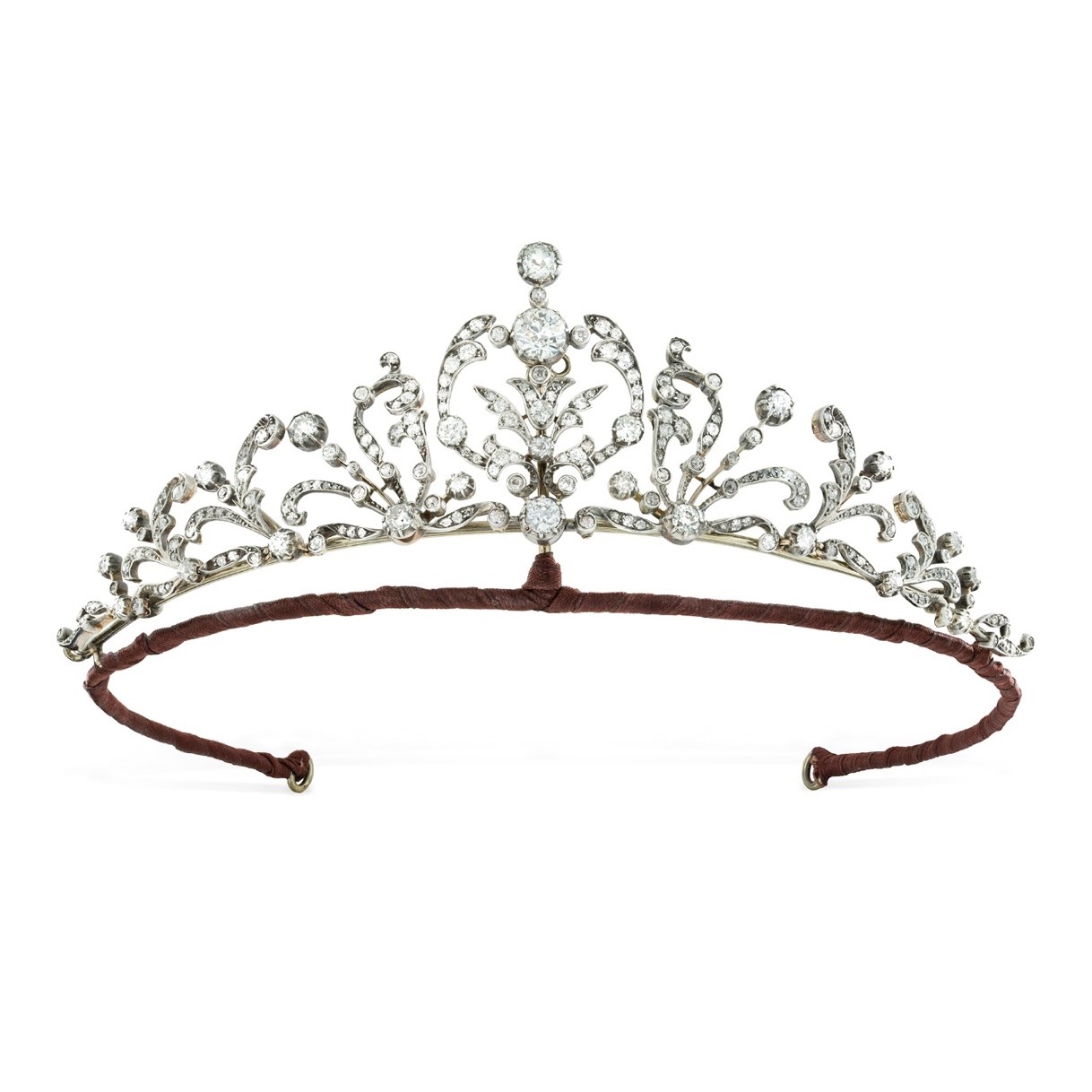 Bentley & Skinner tiaras adorn leading ladies in new Downton Abbey film