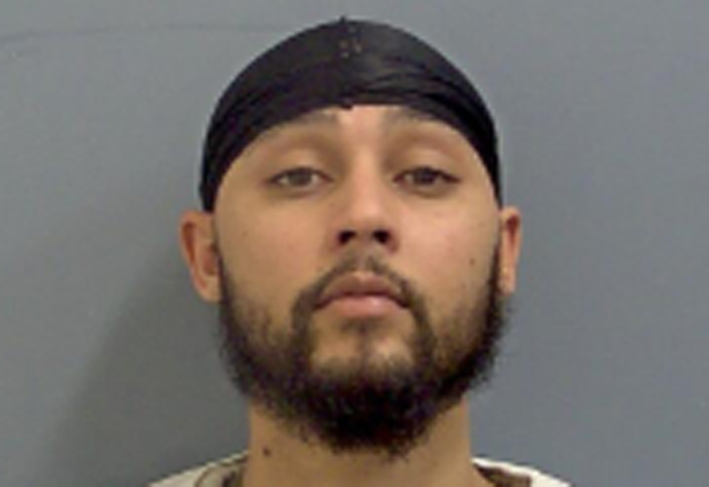 Bedford jewellery shop worker attacked with such force that hammer ...