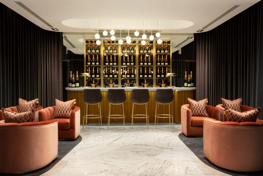 ROX heads south to open its first boutique in London