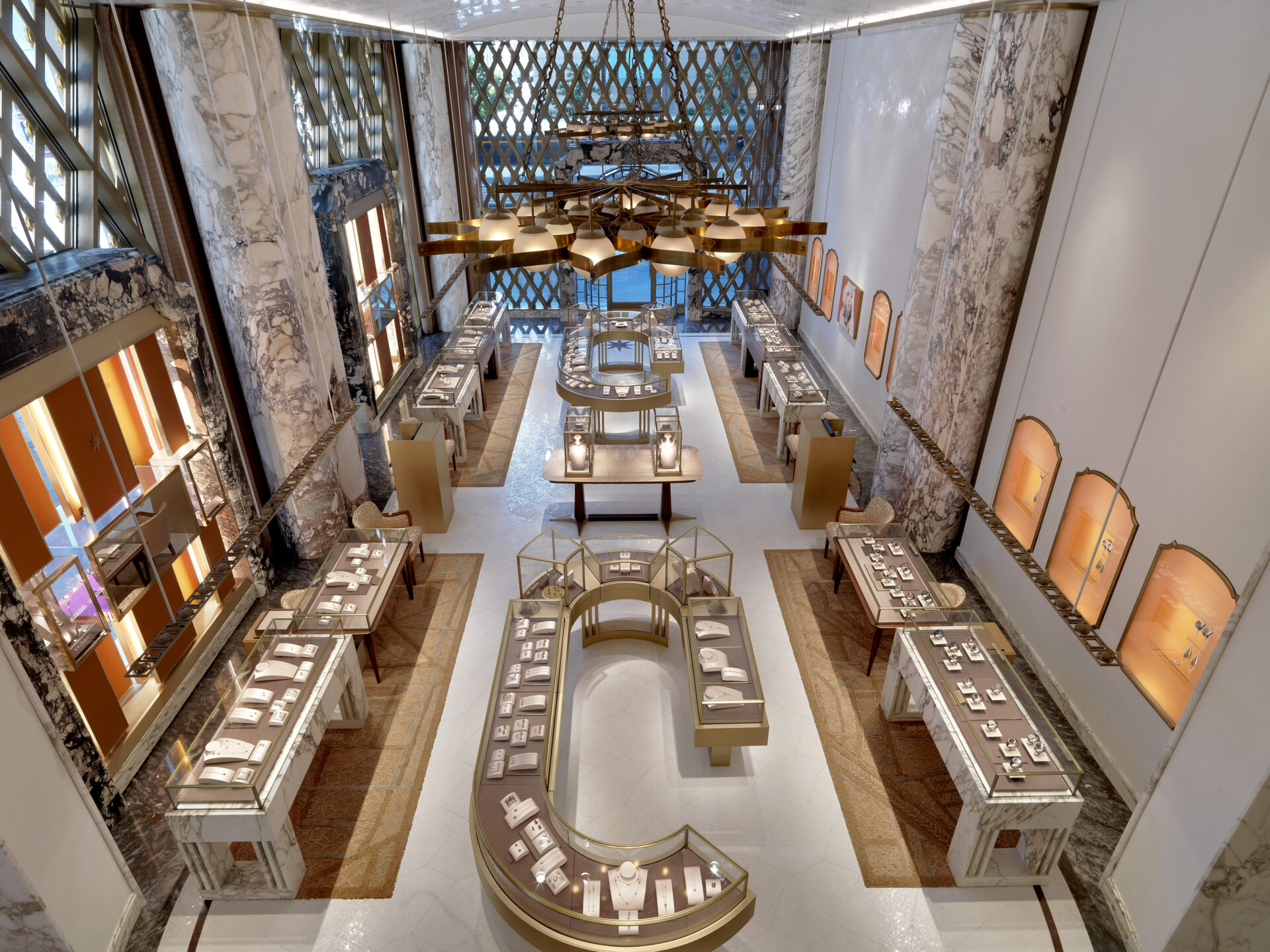 GREATEST SHOWROOMS: Bulgari, New York, USA