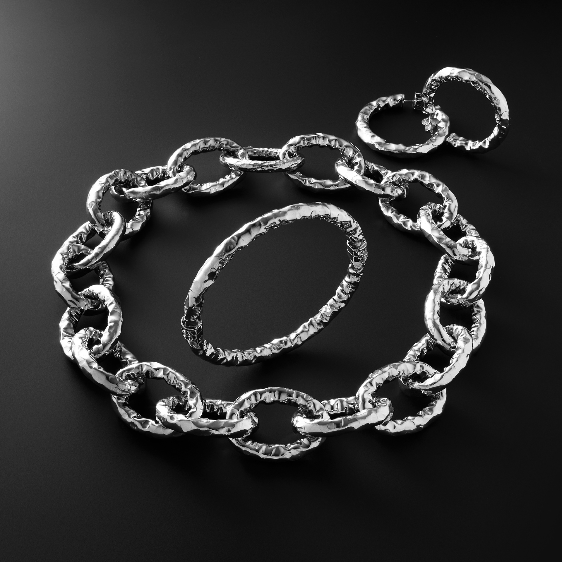 Light is at the heart of new Giovanni Raspini collection