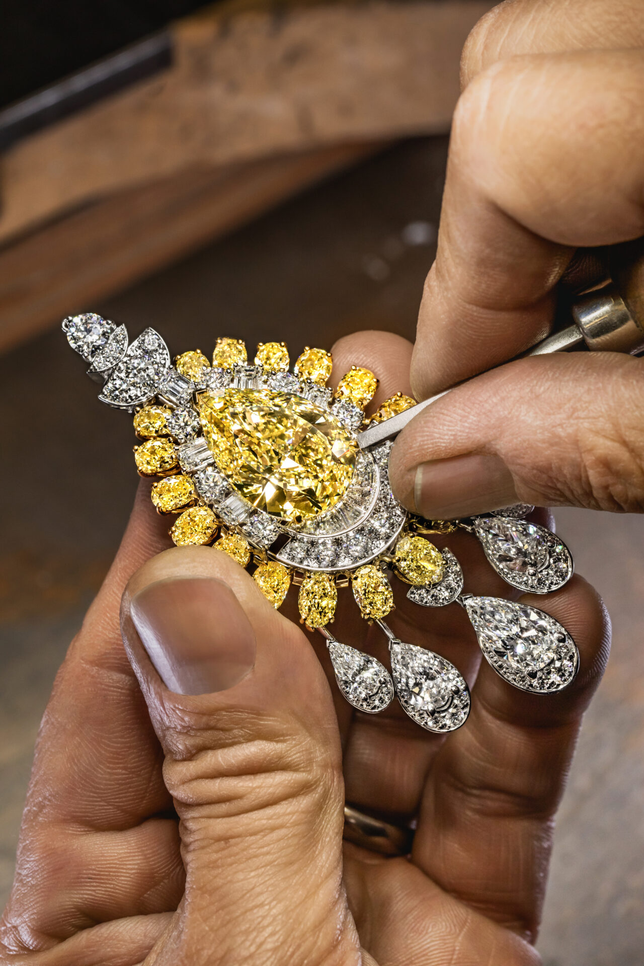 HAUTE COUTURE WEEK: Graff celebrates yellow diamonds
