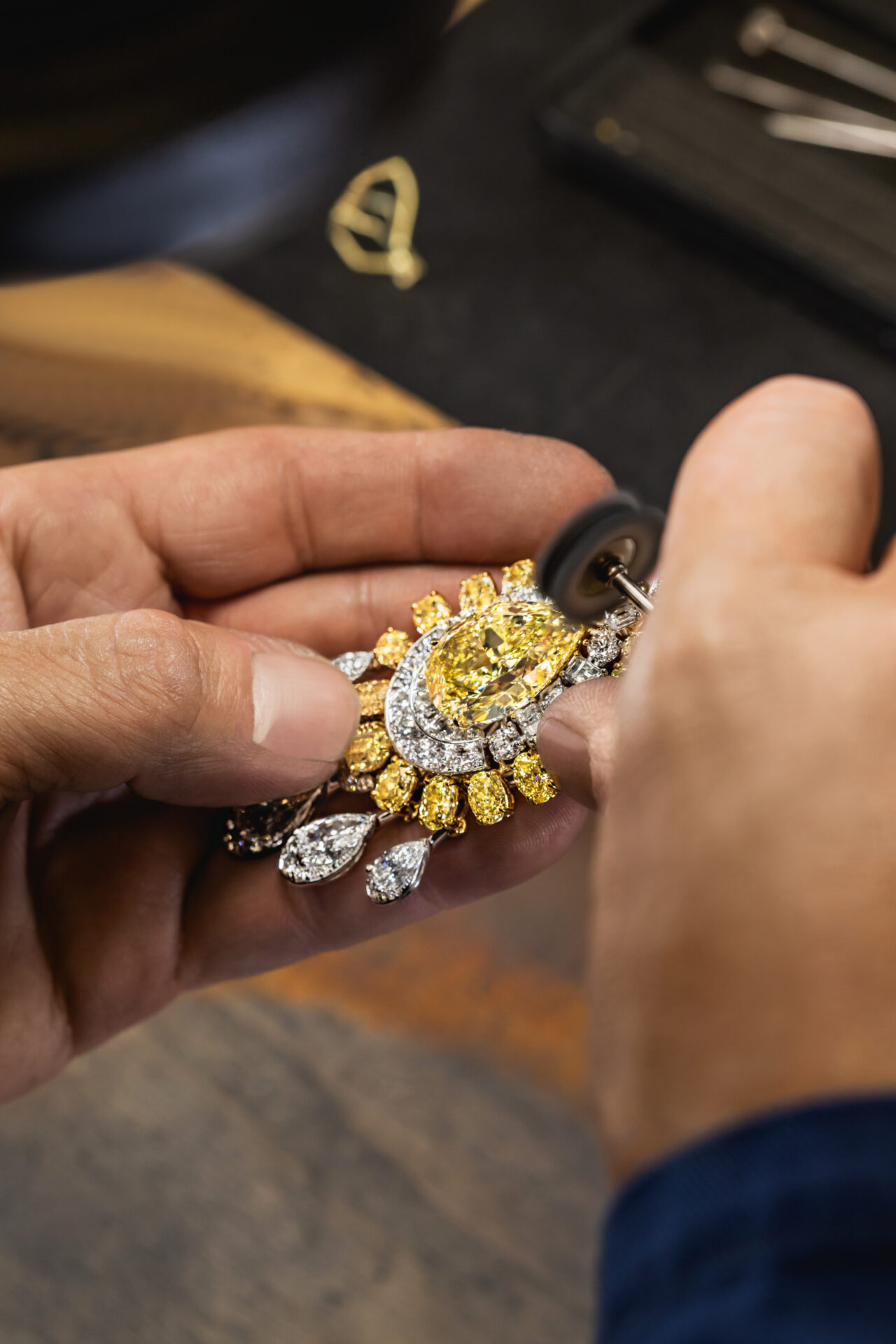 HAUTE COUTURE WEEK: Graff celebrates yellow diamonds