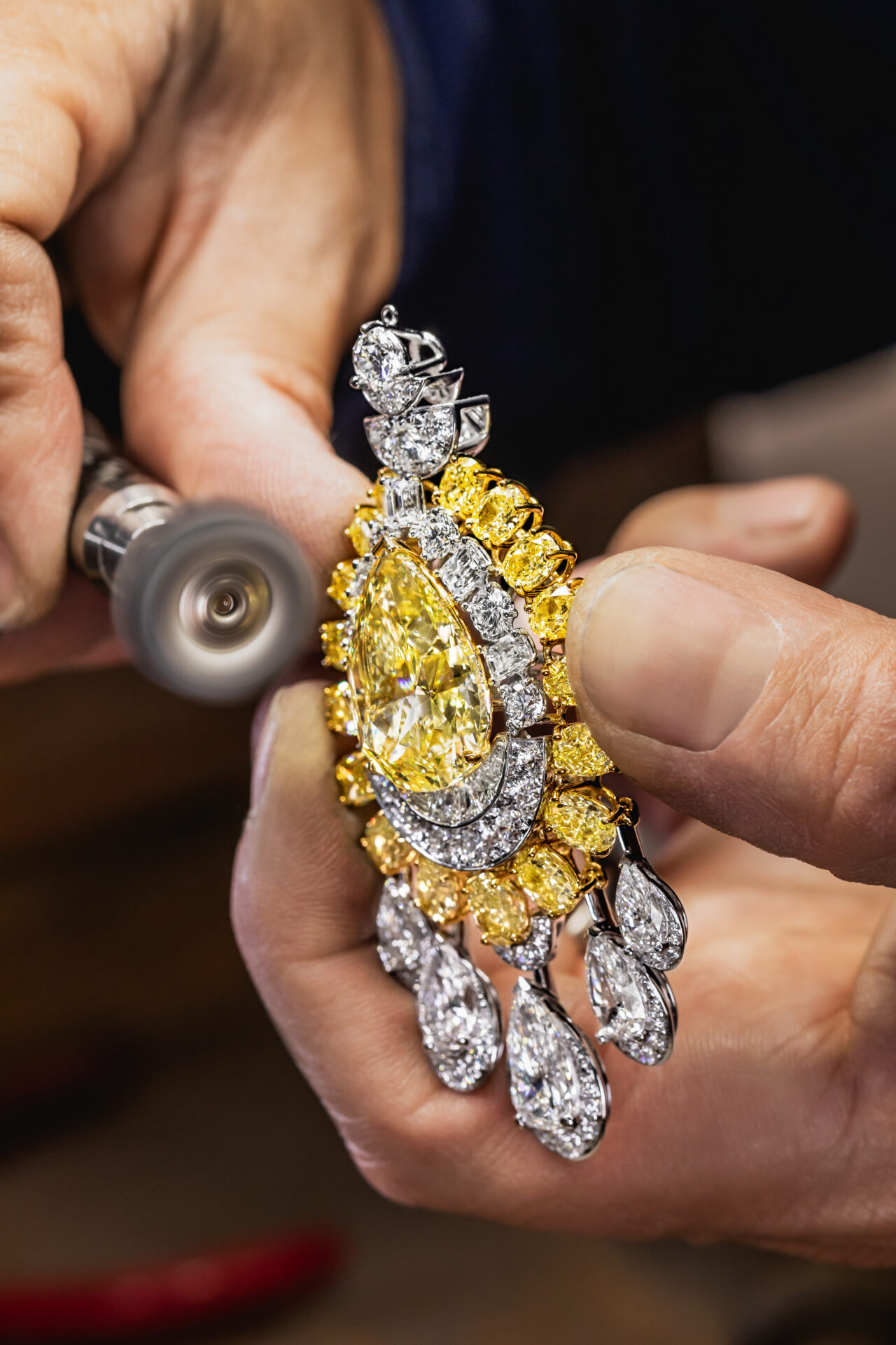 HAUTE COUTURE WEEK: Graff celebrates yellow diamonds