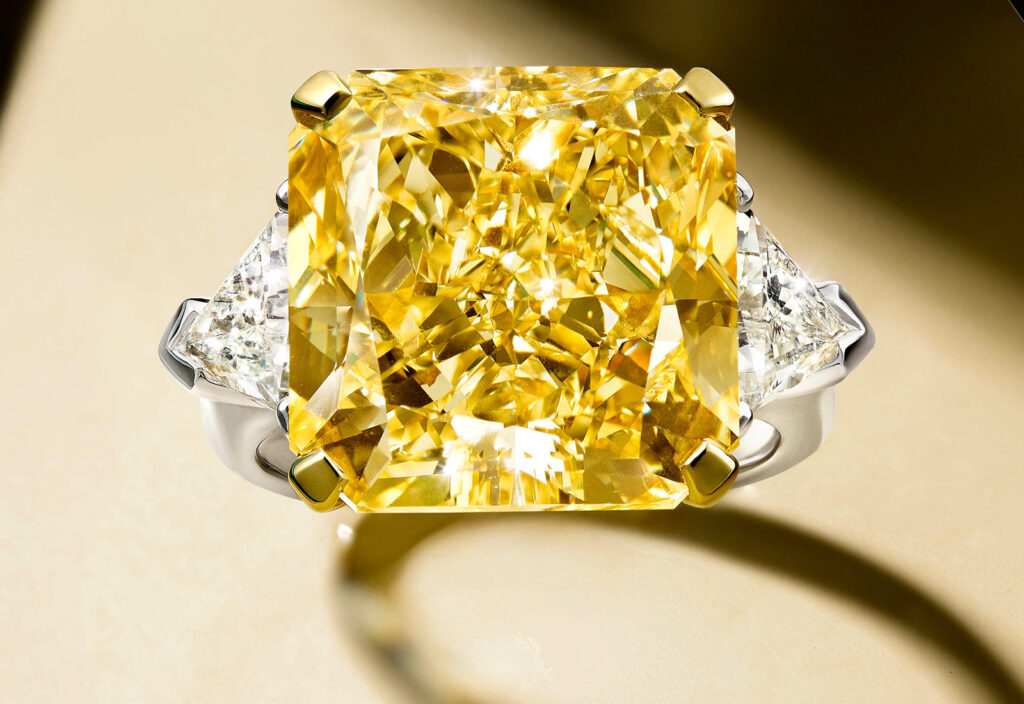 HAUTE COUTURE WEEK: Graff celebrates yellow diamonds