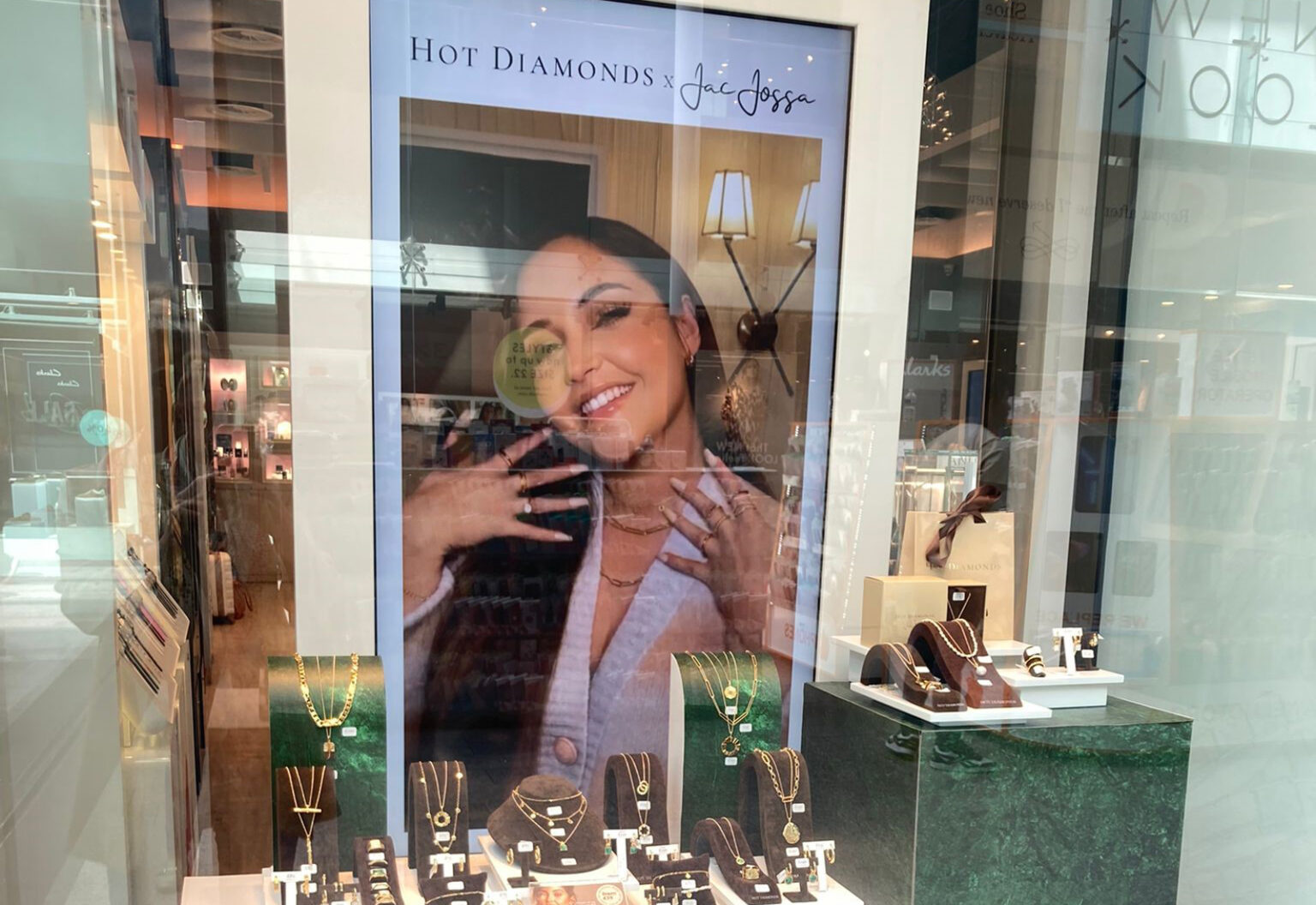 Hot Diamonds collection is a hit for Luxe by Hugh Rice