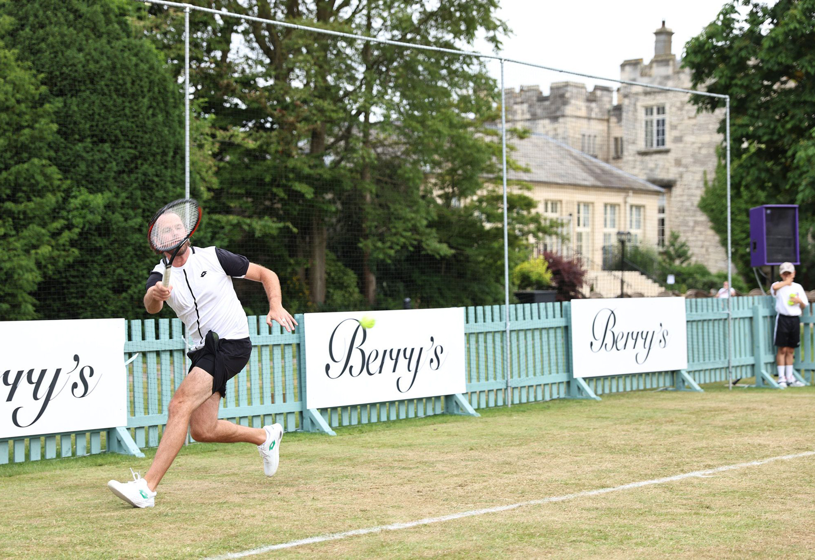 Berry’s brings sparkle to the court with 2023 Tennis Event