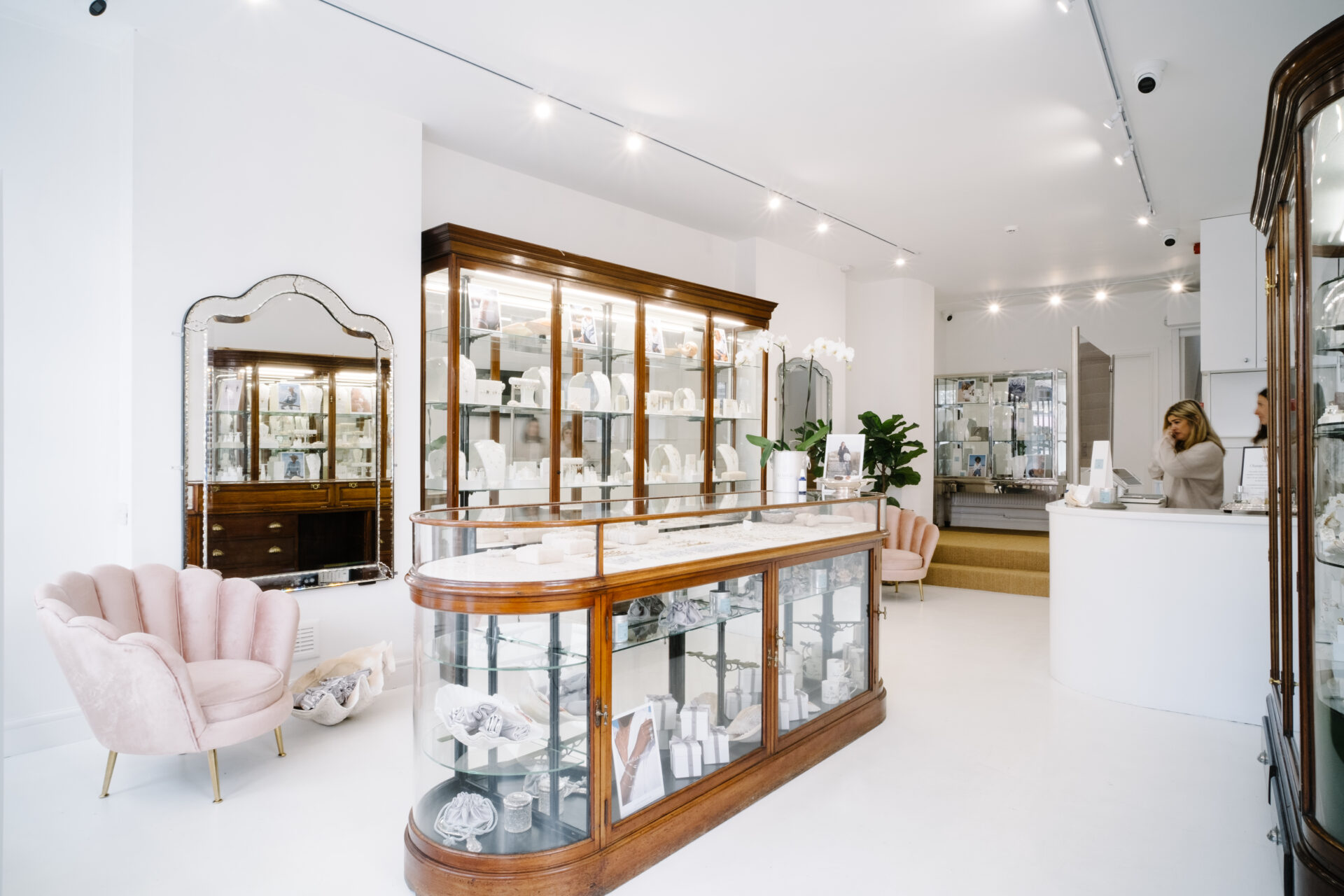 Daniella Draper returns to Leeds with permanent store