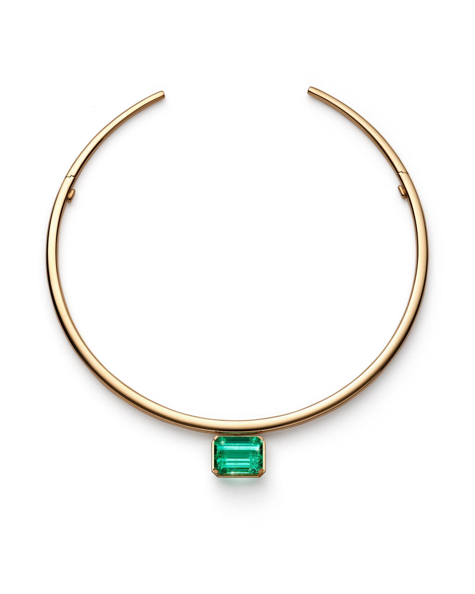 Bucherer walks down the green path with new collection