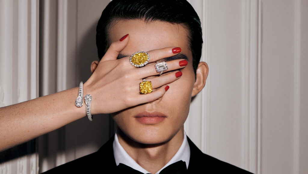 VIDEO: Graff captures the holiday spirit with new festive campaign