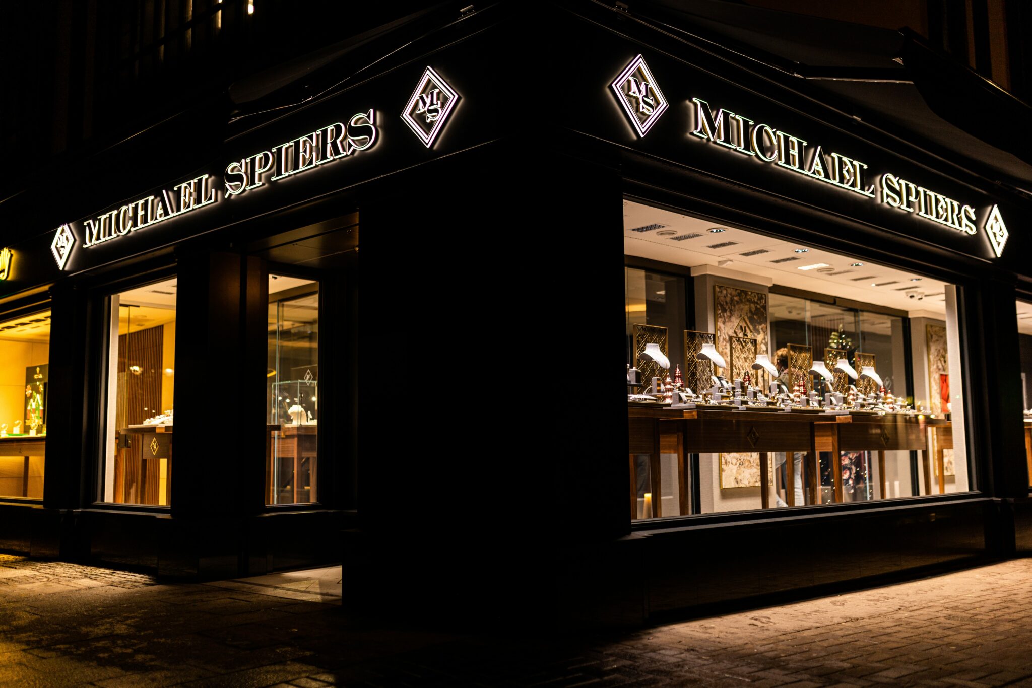 Michael Spiers opens its newest store