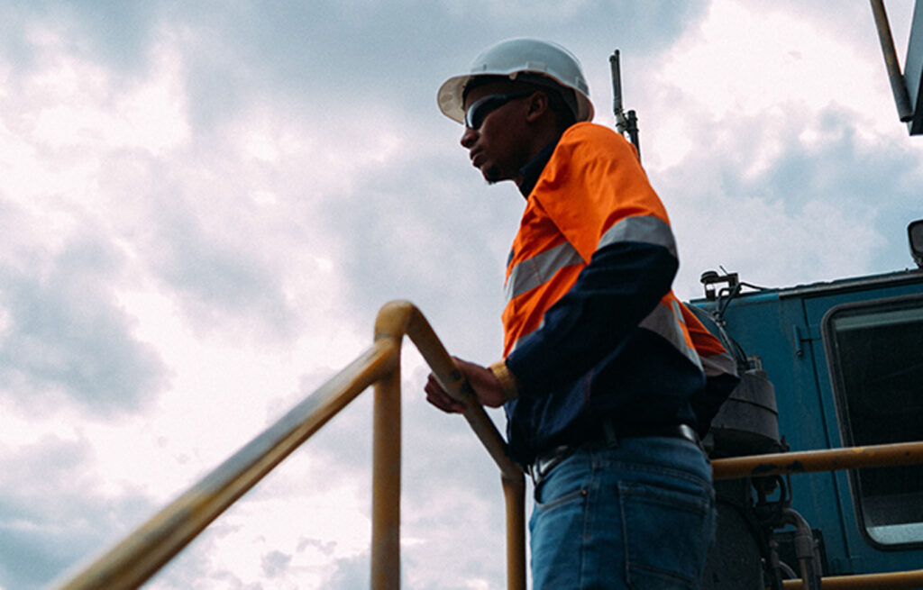 New investment paves the way for Jwaneng mine transition to underground ...