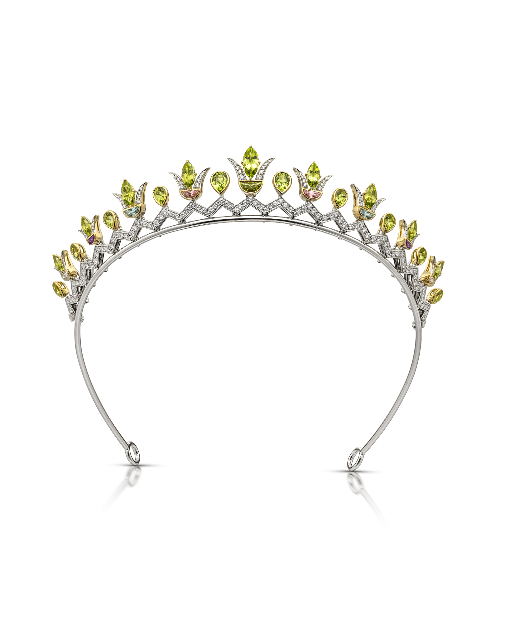 Fuli Gemstones and Aril Jewels unveil The Lotus Tiara