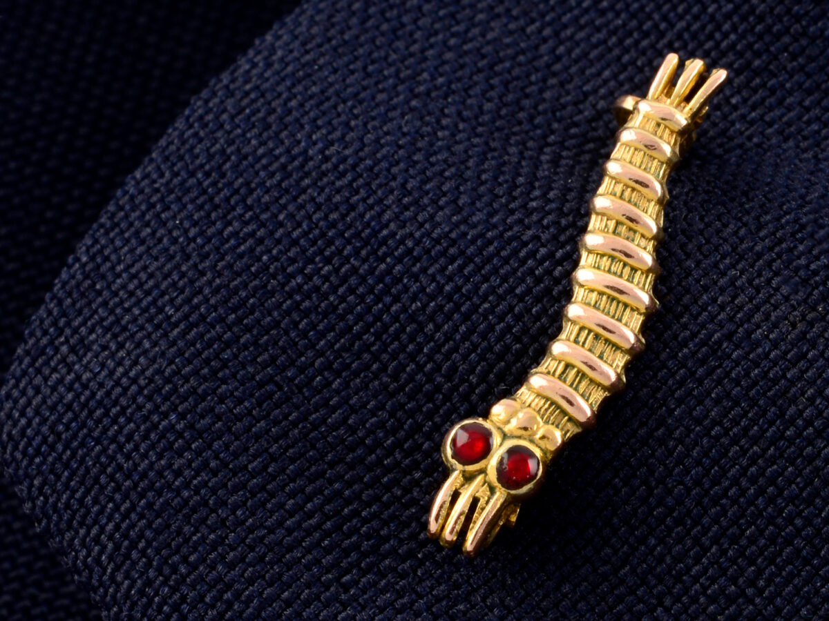 WWII POW Caterpillar Club brooch sells for £1,170 in auction