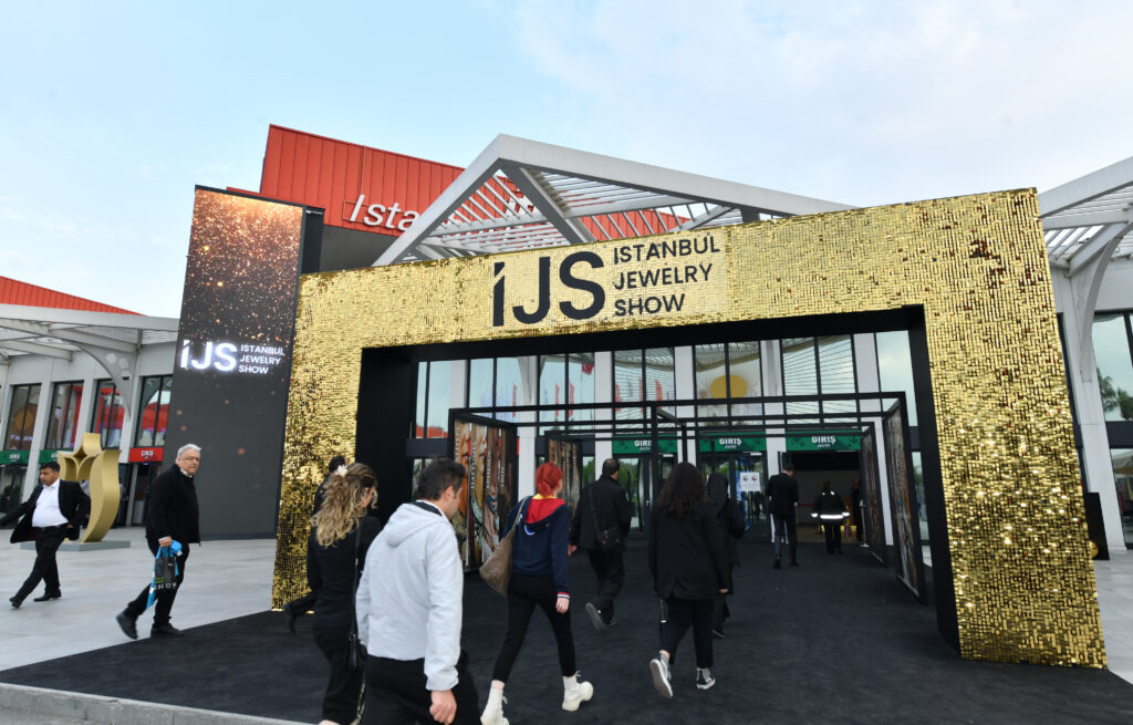 International attendance at IJS grew 8%, the show reports