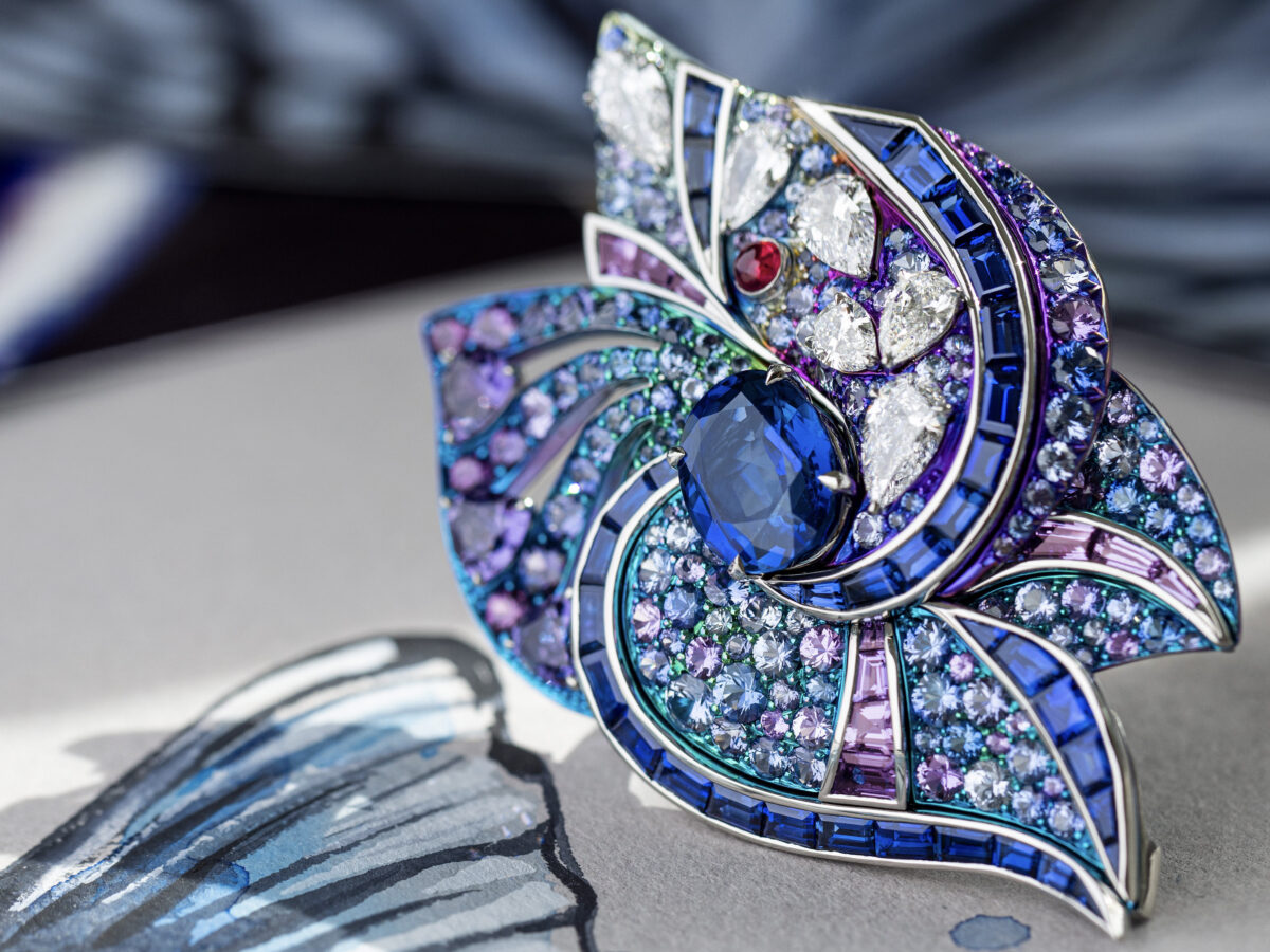 Gübelin unveils intricate new Vibrant Wings ring