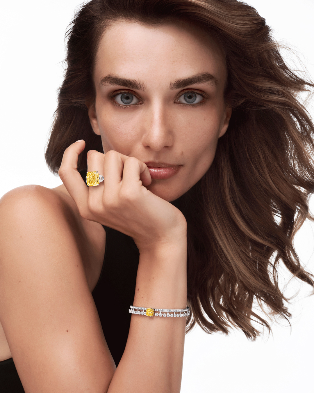 Graff unveils new festive campaign