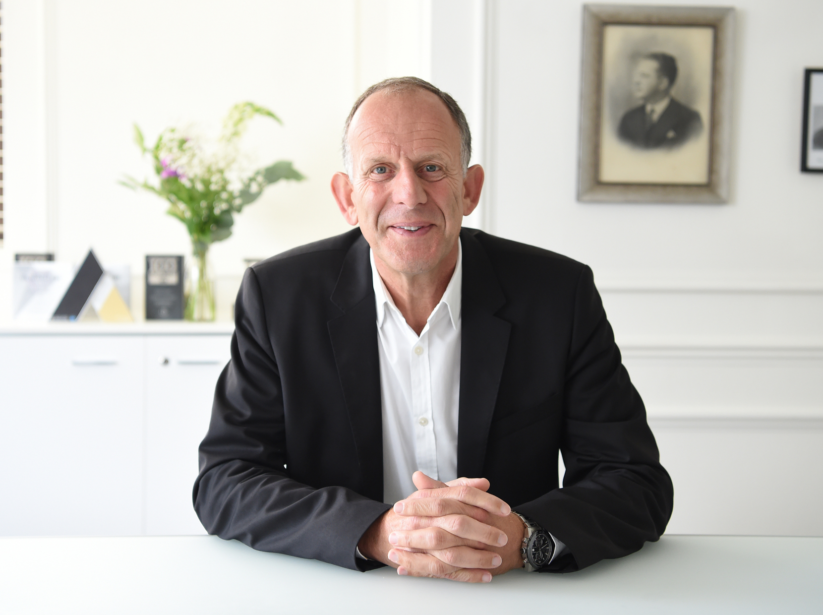 Beaverbrooks Group chairman honoured with Lifetime Recognition Award