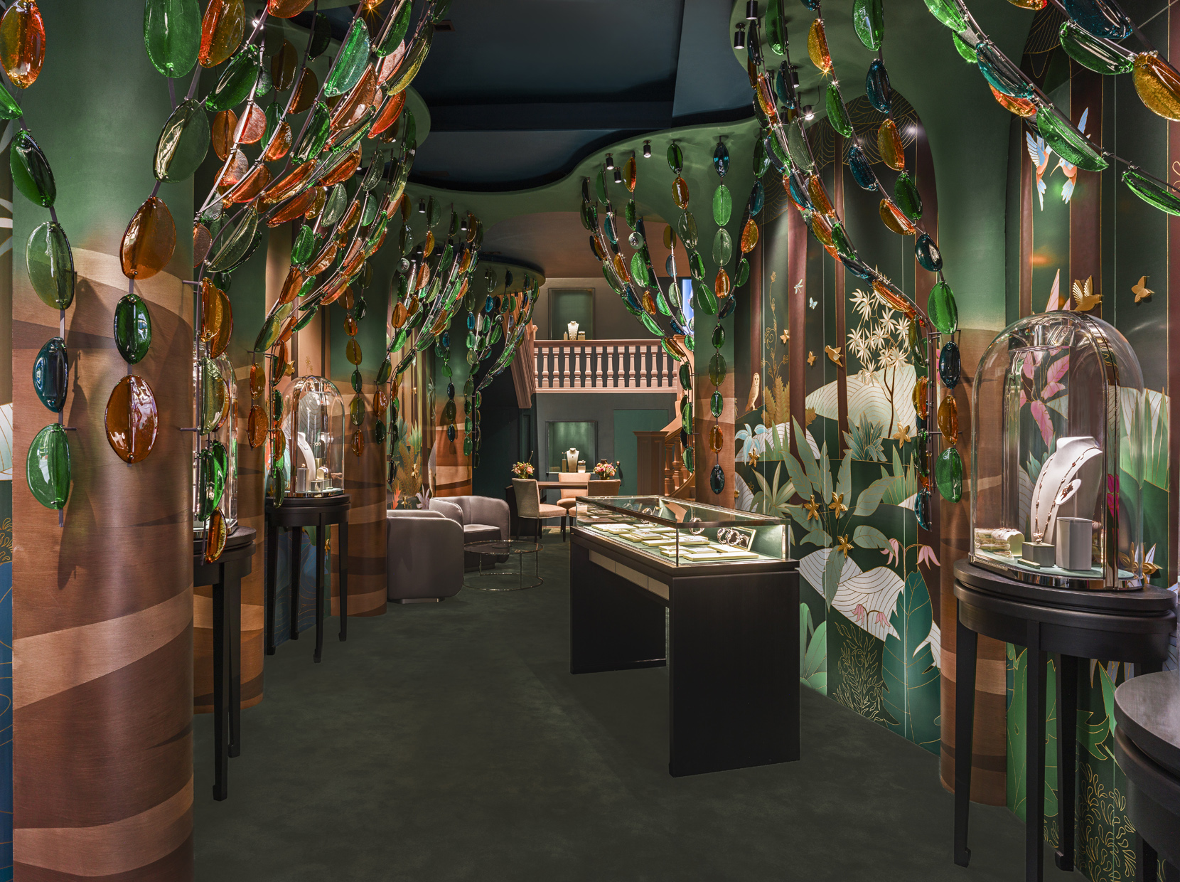Van Cleef & Arpels opens second boutique on New Bond Street