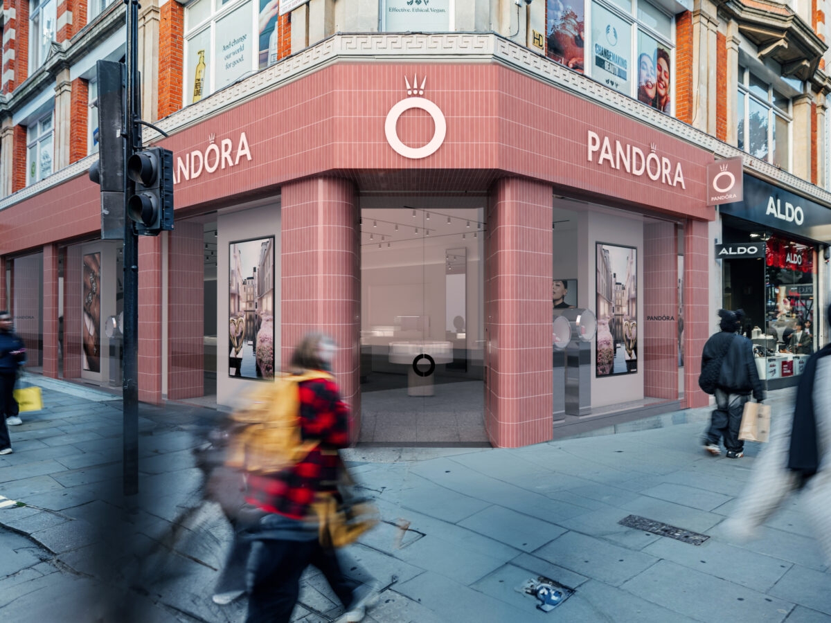 Pandora expands with new Oxford Street location