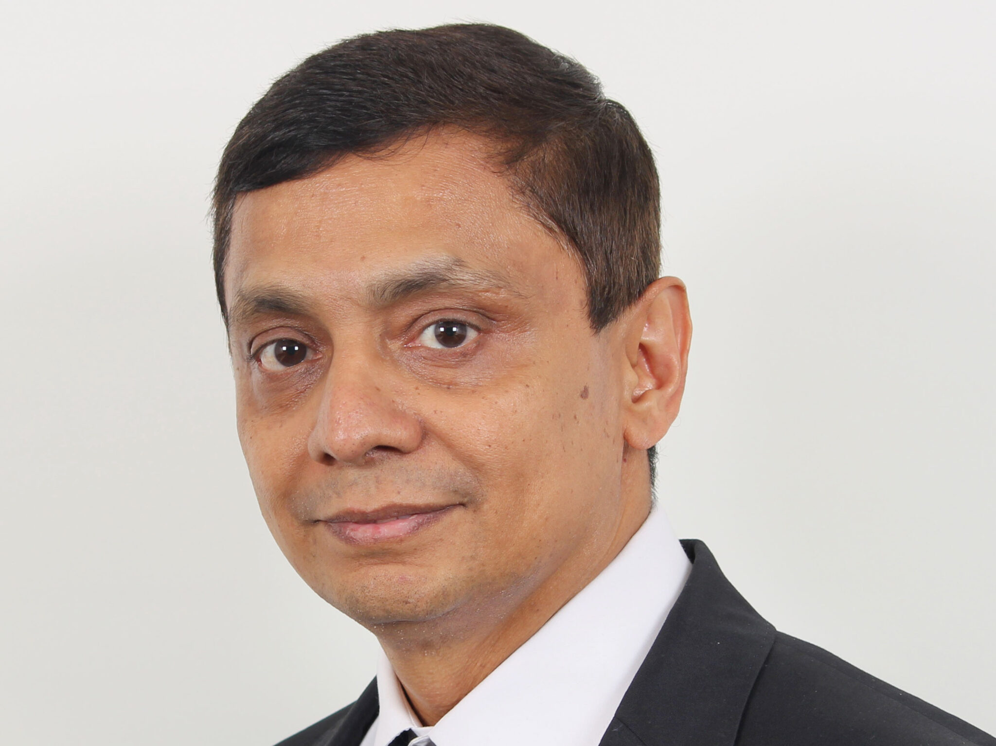 GIA welcomes new SVP of lab operations