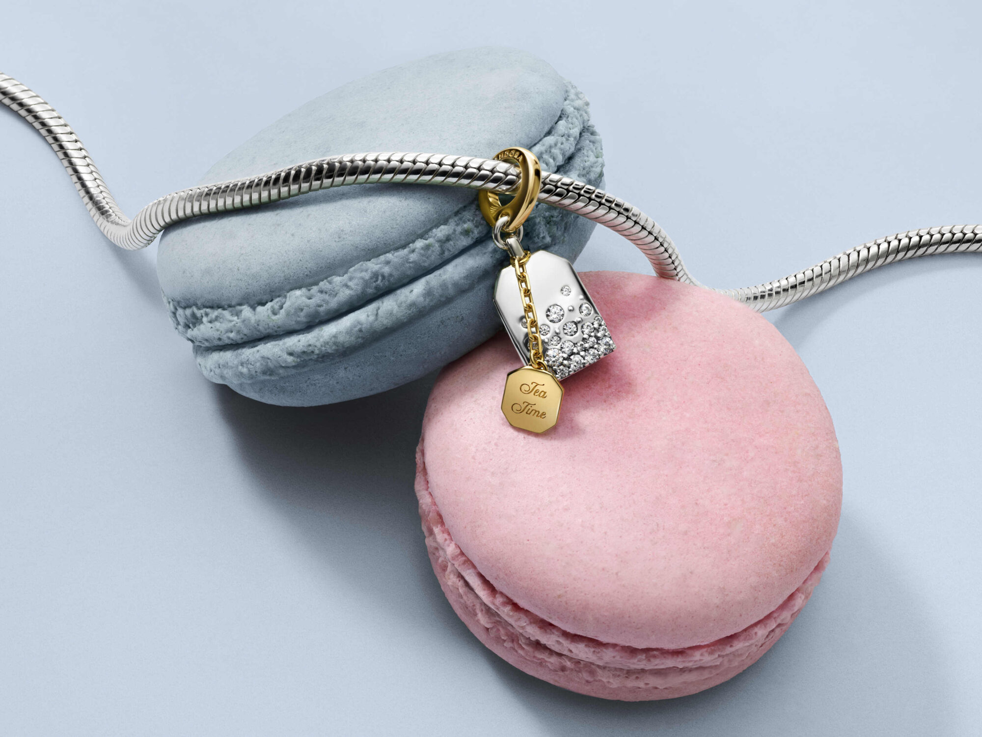 Dearest Gentle Reader, don't miss Pandora's new Bridgerton collection
