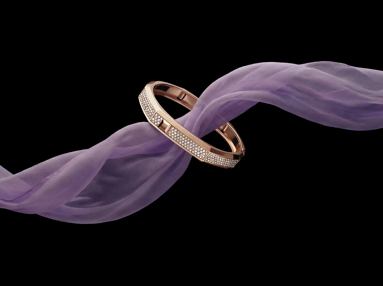 Modernist movements: Messika new collection