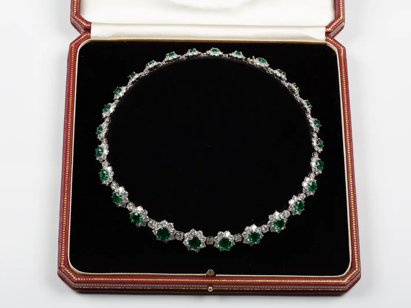 £1m Cartier necklace headlines Wilsons Auctions’ April Fine Jewellery ...