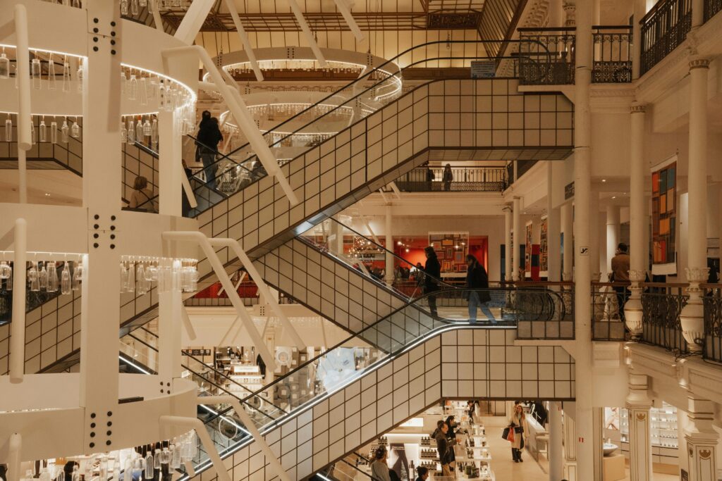 Department store decline leaves jewellery brands with fewer wholesale ...